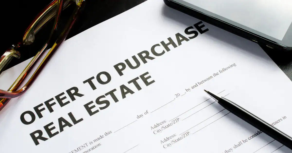 How to Handle Multiple Offers on Your Commercial Property - KEYZ Commercial